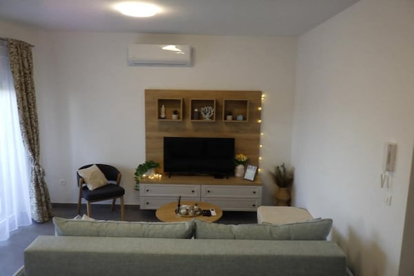 Cozy Apartment Bili - Two Bedroom Apartment - Privlaka