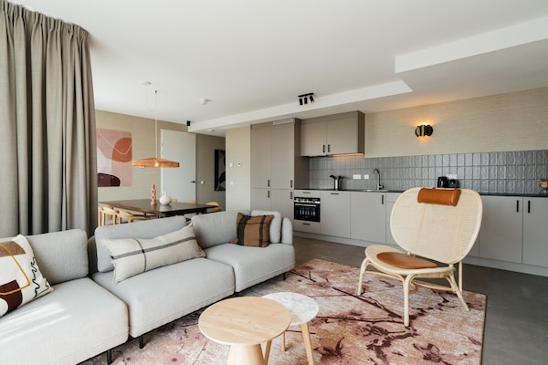 Walden 7 - The Hague