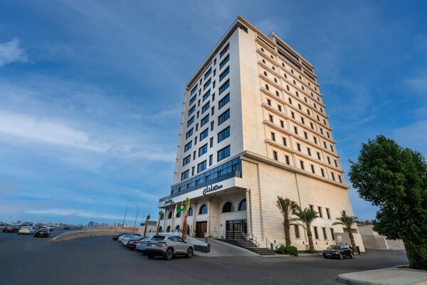 Deluxe King Vibes  Stylish Stay In Jeddah - Jeddah