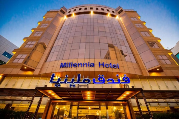 Modern & King Stay In Sunday Millennia - Riyadh