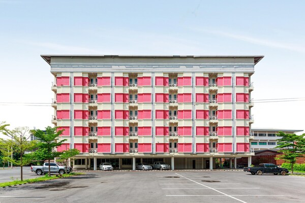 Stylish Double Haven  Vresotel Deluxe Stay - Bangkok