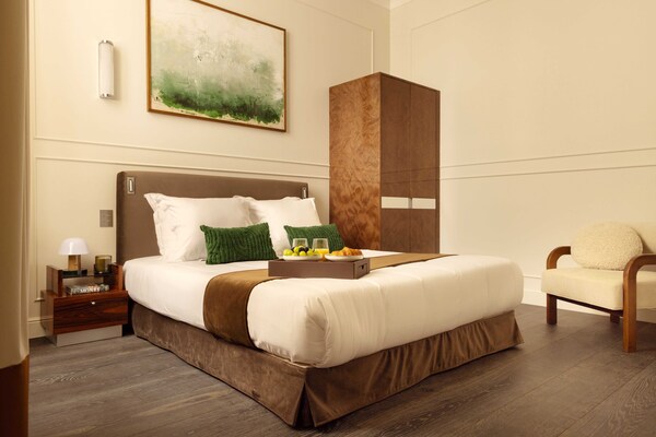 Slbp-49-bourgogne-01 - Paris 6e Arrondissement