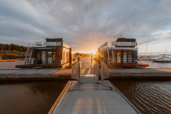 Hausboot Am Bärwalder See - Sachsen