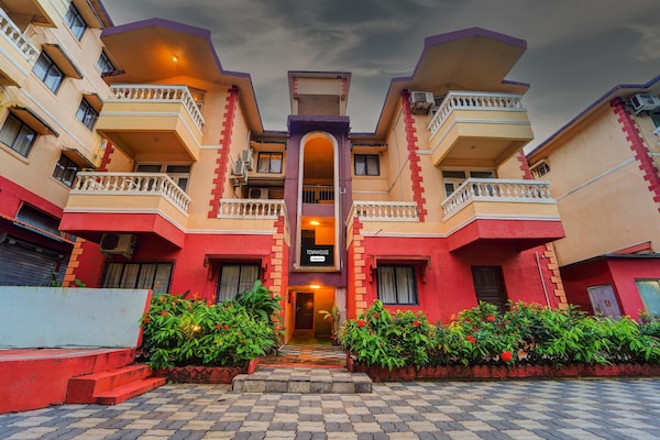 Super Townhouse Calangute - Baga Circle - Goa