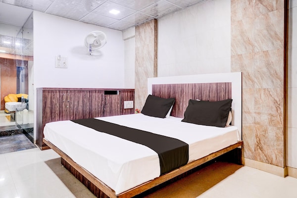 Super Collection O Lokhandwala Andheri West Formerly White Star - Mumbai