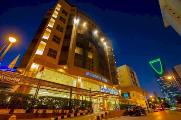 Luxury Living Honeymoonsuite In Sunday Millennia - Riyadh