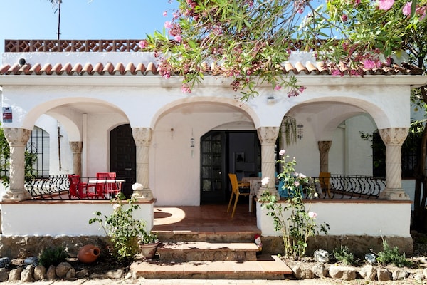 1215 Baix Camp Casa Con Jardin - Roses