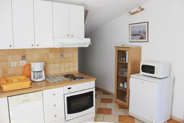 Apartments Pansion Franka 3* - Two Bedroom Apartment With Sea View And Terrace - Apt 12 - Brist