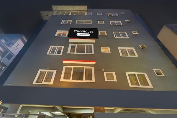 Super Townhouse Hal Indiranagar Extension - Bangalore
