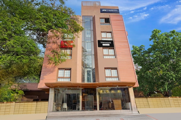 Super Townhouse Koramangala - Bengaluru