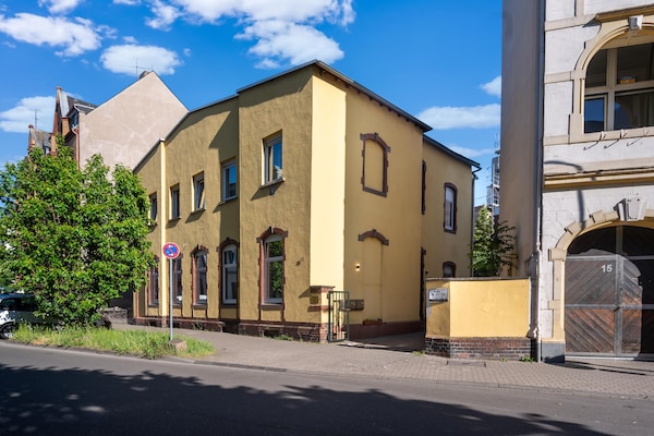 Modern Stay Studio Mit Balkon - Koblenz