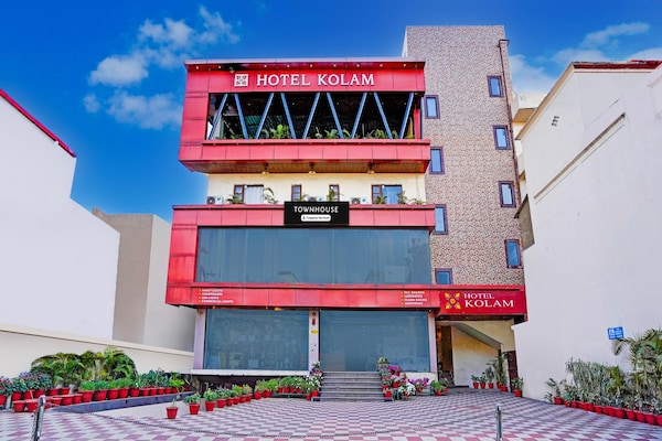 Super Townhouse Prince Chowk Near Railway Station - デーラー・ドゥーン