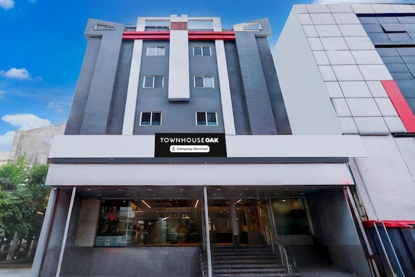 Super Townhouse Oak Madhapur Formerly Nera Regency - Maharashtra