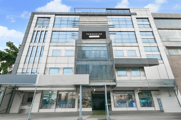 Super Townhouse Vanasthalipuram Formerly Hotel Surabhi - Hyderabad