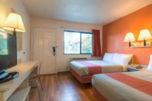 2 Full Beds - San Ysidro - San Diego