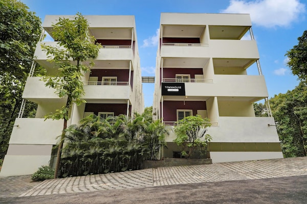 Super Townhouse Hebbal Mysore Formerly Green Orchid Resorts - Mysore