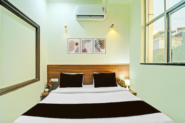 Super Townhouse Jln Marg Formerly Ritz Residency - Jaipur