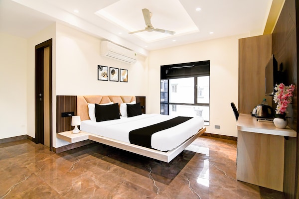 Super Townhouse New Town Near Dlf - 캘커타
