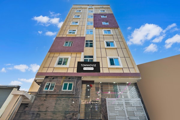 Super Townhouse Kokapet - Hyderabad