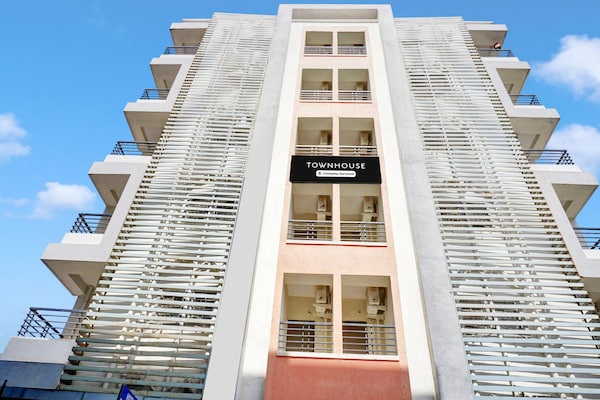 Super Townhouse Hinjewadi - Pune