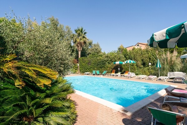 Residence Villa Paola Two-room Apt 4 Pax Mezzanine - Bx401 - Loano