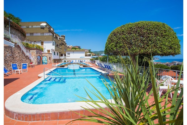 Residence Sant'anna Two-room Apt 5 Pax B5 - Pietra Ligure