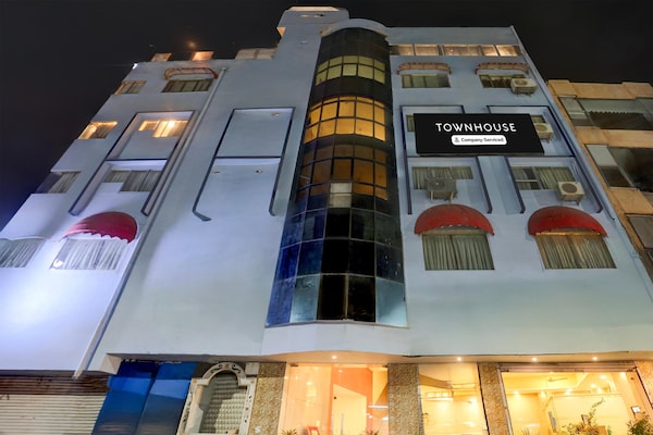 Townhouse Fateh Sagar Formerly Vatika Inn - Rajasthan