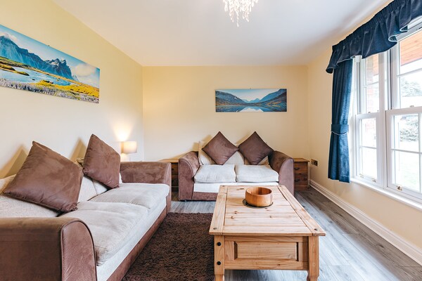 Netley Hall - Thyme - Shropshire