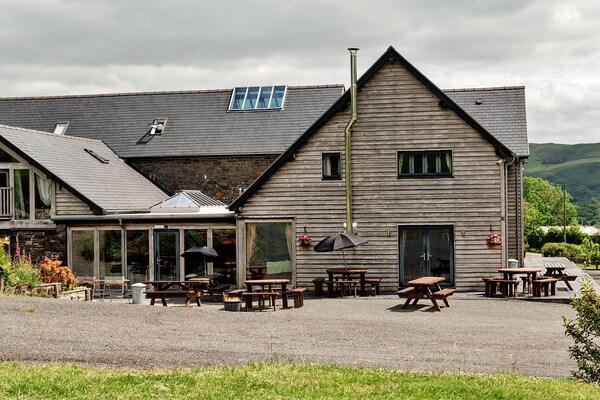 The Welsh Barn - Wales