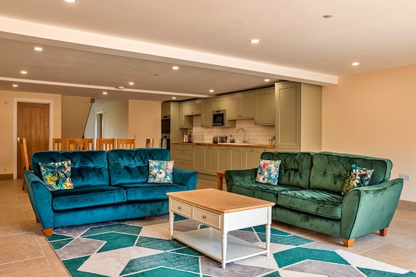 Little Rissington - Barn Six - Gloucestershire