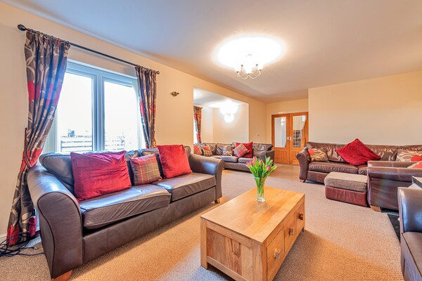 Groes Faen Bach Farmhouse - North Wales