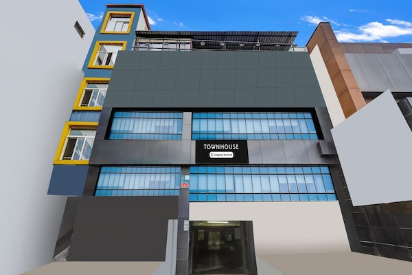 Super Townhouse Purushawalakm - Csennai