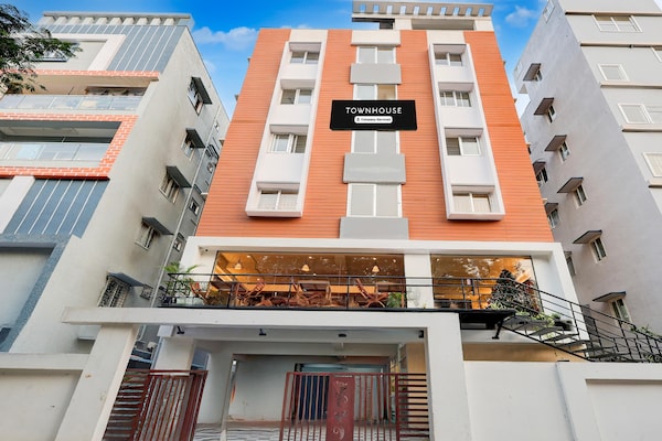 Super Townhouse Mvp Sector With Kailasagiri Hill View - Visakhapatnam