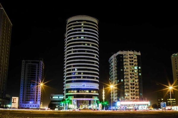 Lux Twin Stay Serene & Central At Fujairah Bay - Fujairah