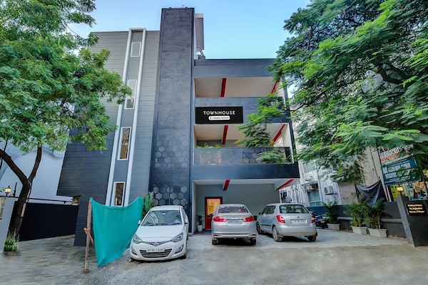 Super Townhouse T Nagar Chennai - Csennai