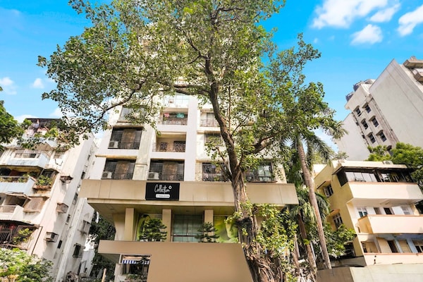 Super Townhouse Ville Parle - Mumbai