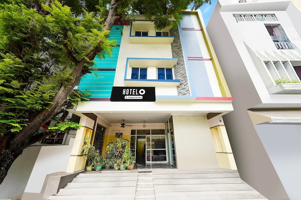 Hotel O Karakambadi Road Near Leela Mahal Circle - Tirupati