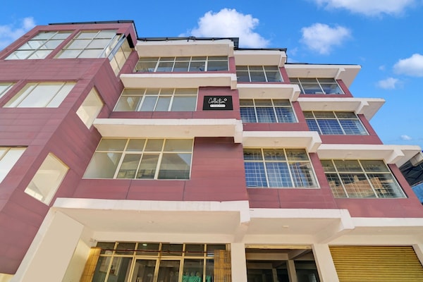 Super Collection O Madikeri City Center Near Ksrts Bus Stand Coorg Formerly Hotel Ragsys - 卡納塔卡邦