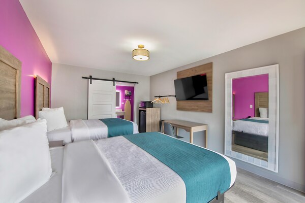 2 Full Beds  Non-smoking - Tuscaloosa, AL