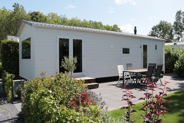 2 Chalets Naast Elkaar - Friesland