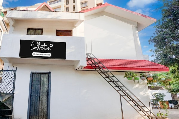 Super Collection O Baner Near Mumbai Pune Highway - 푸네