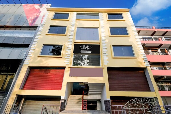Super Collection O Vikas Nagar Post Office Formerly Metro Club And Guest House - Lucknow