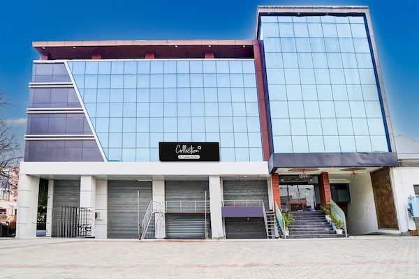 Super Collection O Bareilly Near Satellite Bus Stand - 巴雷利