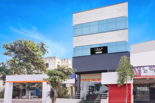 Super Collection O Chandan Nagar Kharadi Formerly Kharadi Inn - Pune
