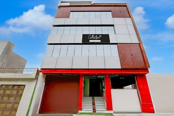 Super Collection O Om Prakash Sabhasad Nagar - Prayagraj