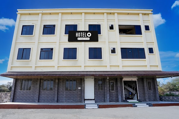 Super Hotel O Dabha Hilltop - Nagpur
