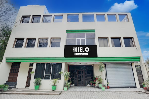 Super Hotel O Dera Bassi Ambala-chandigarh Road - Himachal Pradesh