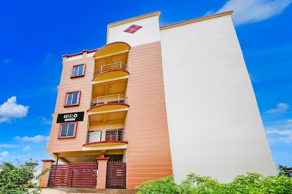 Super Hotel O Dumduma Near Dn Regalia Mall - Odisha