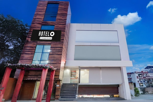 Super Hotel O Iim Road Lucknow - Lucknow
