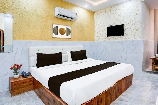 Super Hotel O Mall Road Gwalior Formerly Rama Inn - Gwalior